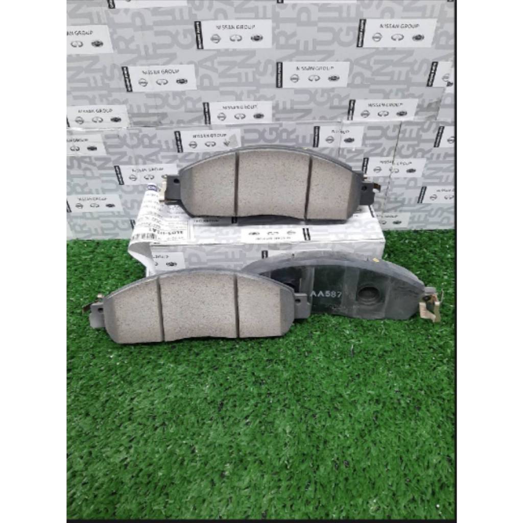 ผ้าเบรคหน้า NISSAN NAVARA NP300 D23 D1060-4JA0A (เป็นอะไหล่แท้ Nissan ...