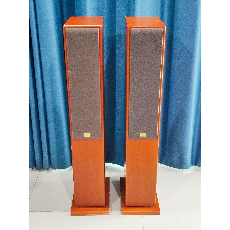 ลำโพง Onkyo D-507F 3ทาง3ดอก ให้เสียงดี เวทีกว้าง เบสนุ่มมีพลัง แหลมคมใสชัดเจน ไม่บาดหู ฟังสบาย ...