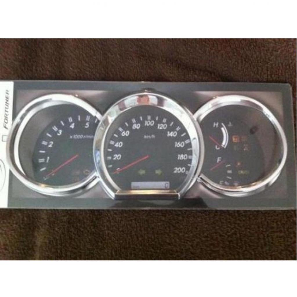 ชุดครอบมาตรวัดหน้าปัดโครเมียม สำหรับรุ่น Toyota VIGO ปี 2005-11 1 ชุด ...