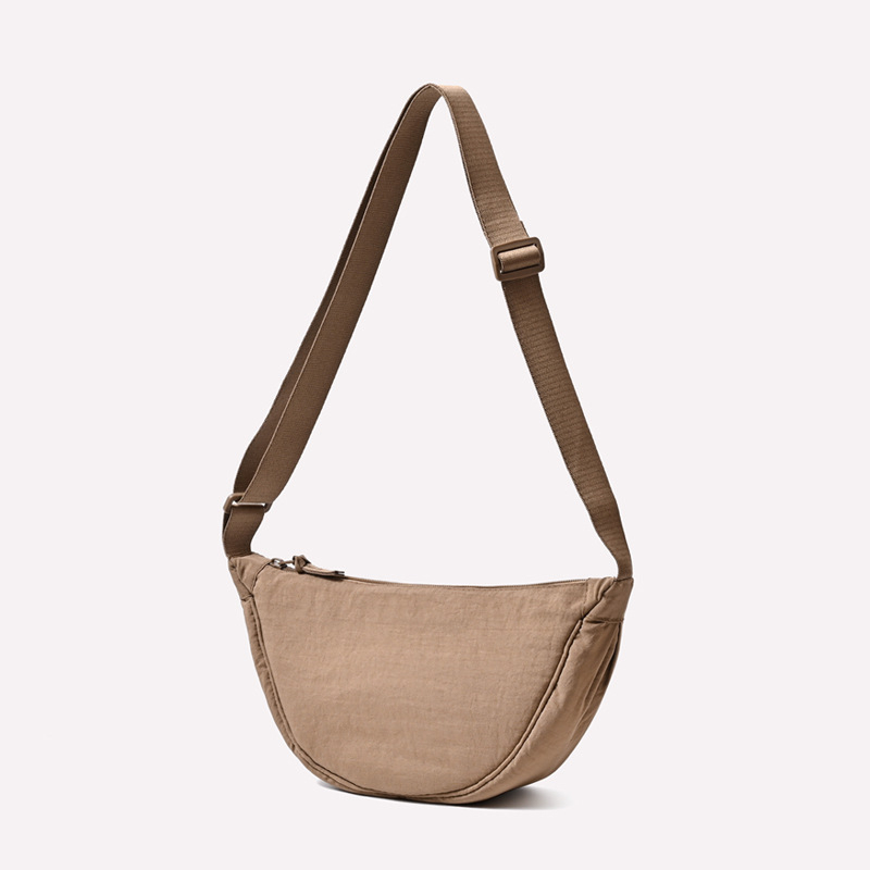 พร้อมส่ง มี33สีใหม่ กระเป๋า สไตล์ยูนิโคล Uniqlo Round Mini Shoulder Bag ...