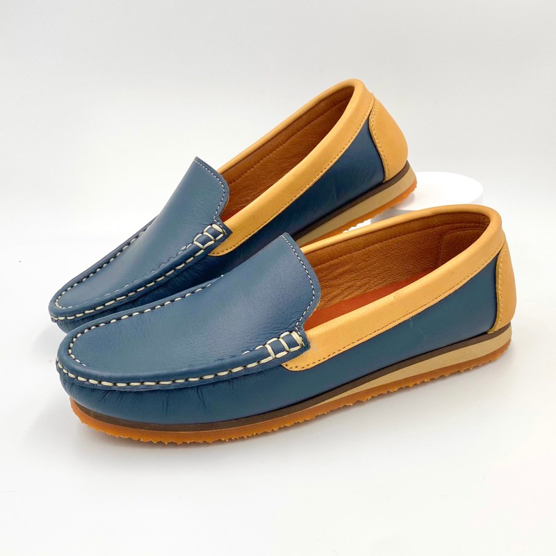 รองเท้าหนังวัวแท้ผู้หญิง โลฟเฟอร์หนังแท้ สีน้ำเงิน ฝีมือช่างไทยการันตีOTOP 5 ดาว | Shopee Thailand