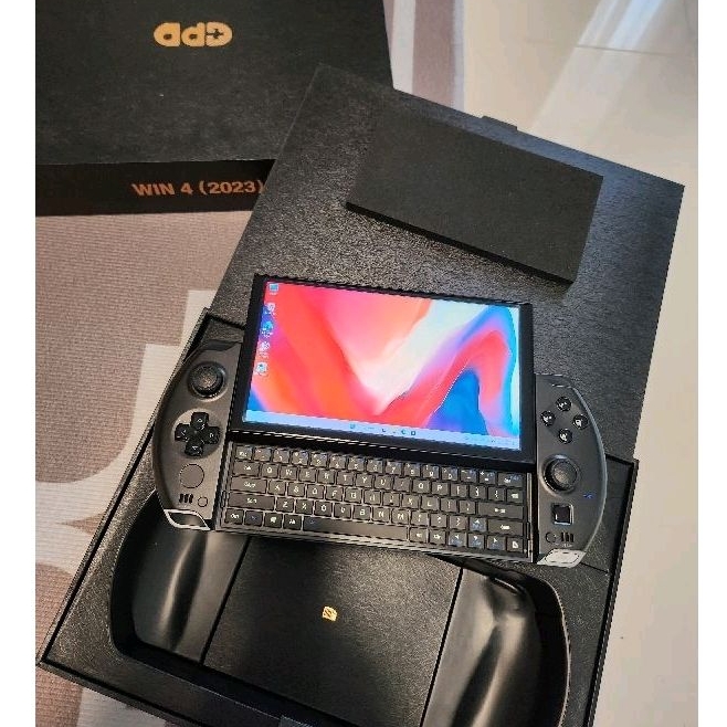 Preorder GPD WIN 4 Pro จอ 6 นิ้ว AMD 7840U 32GB/512GB เครื่องเล่นเกม ...