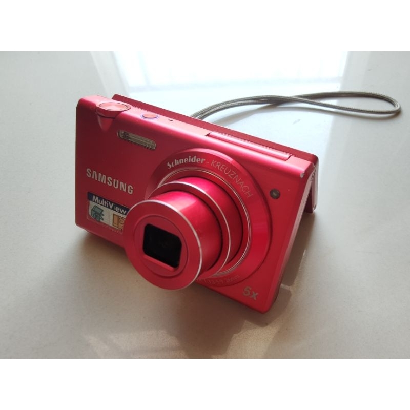 กล้องถ่ายรูปซัมซุง หน้าจอสัมผัส สภาพ70% Samsung MV800 MultiView Compact ...