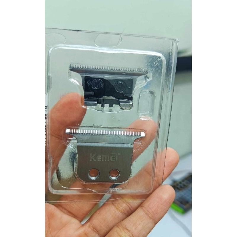 ชุดฟันแต่งปัตตาเลี่ยนกันขอบ 70 ปี Kemei 1949 ความบางระดับมีดโกนชุดละ 390 บาท(ชุดฟัน) | Shopee ...