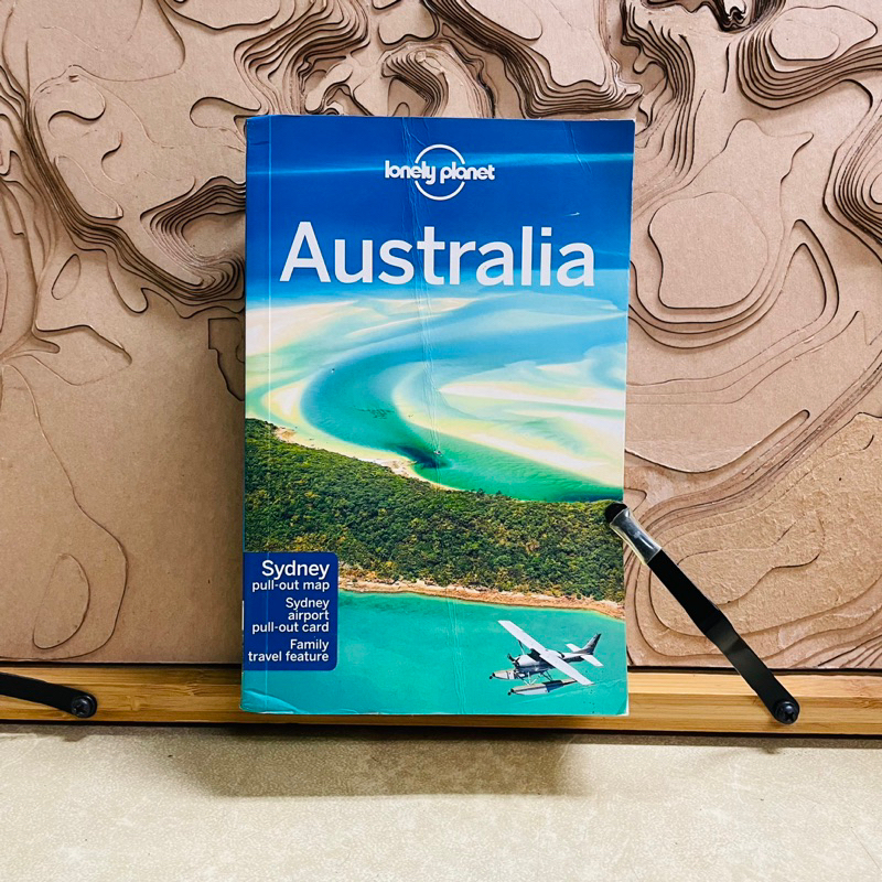 ค243 lonely planet Australia Sydney pull-out map Sydney airport pull ...