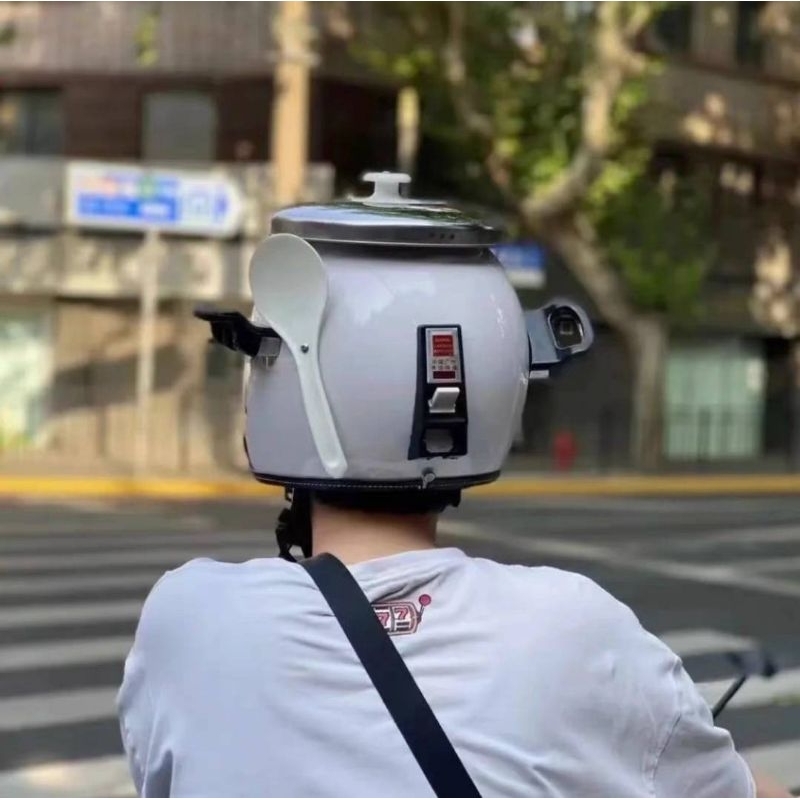 หมวกกันน็อคหม้อหุงข้าวไฟฟ้า modelElectric rice cooker helmet | Shopee ...