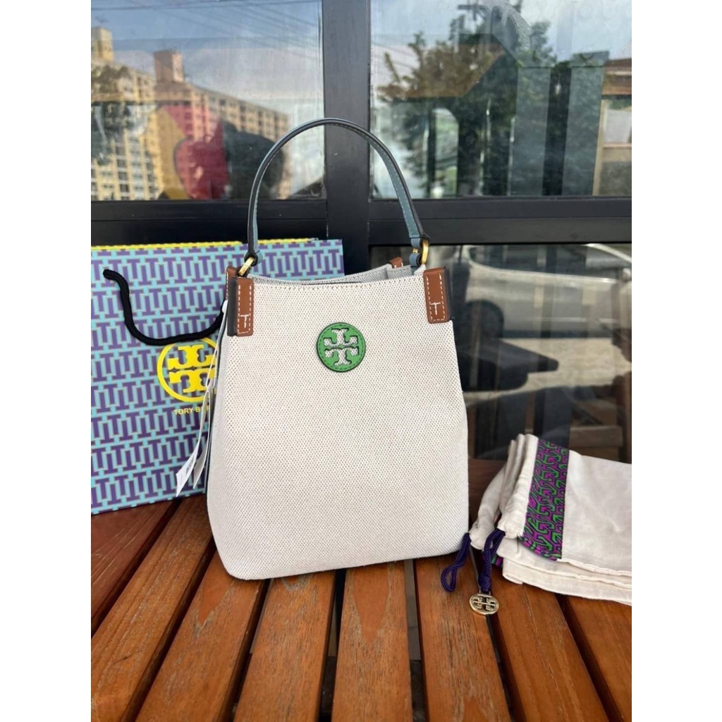 Tory Burch Blake Canvas Bucket Bagg | Shopee Thailand