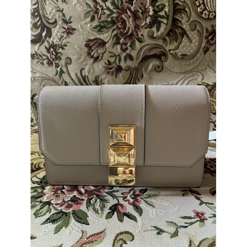 ATB layer M สี Ivory | Shopee Thailand