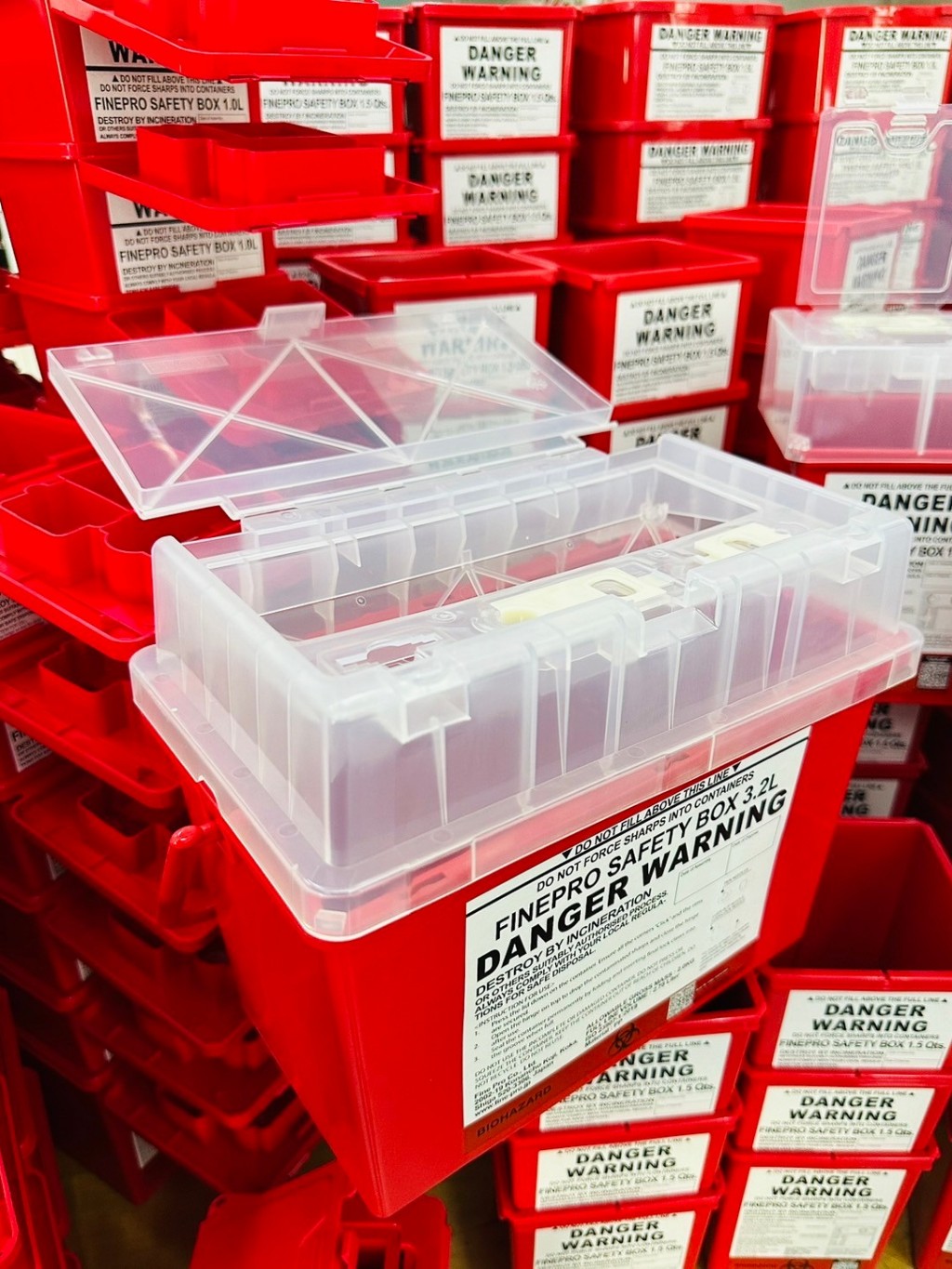 ถังทิ้งเข็มกล่องแดงสี่เหลี่ยมรุ่นใหม่Finepro Safety Box | Shopee Thailand