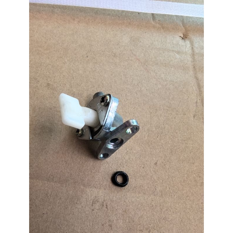 J11 ก๊อกน้ำมันเครื่องตัดหญ้า รุ่น3WF 260 767 328 T200 | Shopee Thailand