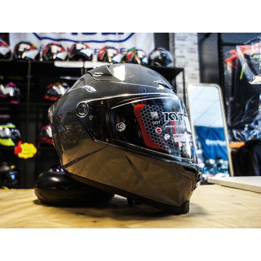 หมวกกันน็อค KYT STRIKER | Shopee Thailand