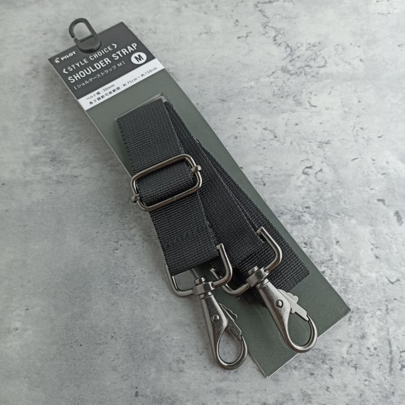 PILOT >> SHOULDER STRAP สายสะพายกระเป๋าสีดำ กว้าง 3 cm ความยาวปรับได้ ...