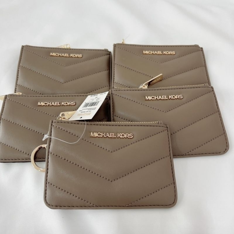 ใส่บัตร MK MICHAEL KORS COIN CASE หลายแบบ | Shopee Thailand