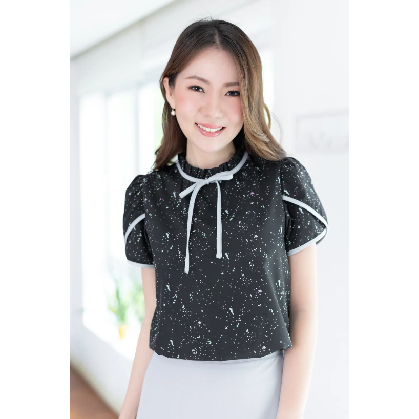 NEW ️MT4730 Ruff-Bow Neckline Blouse | Shopee Thailand