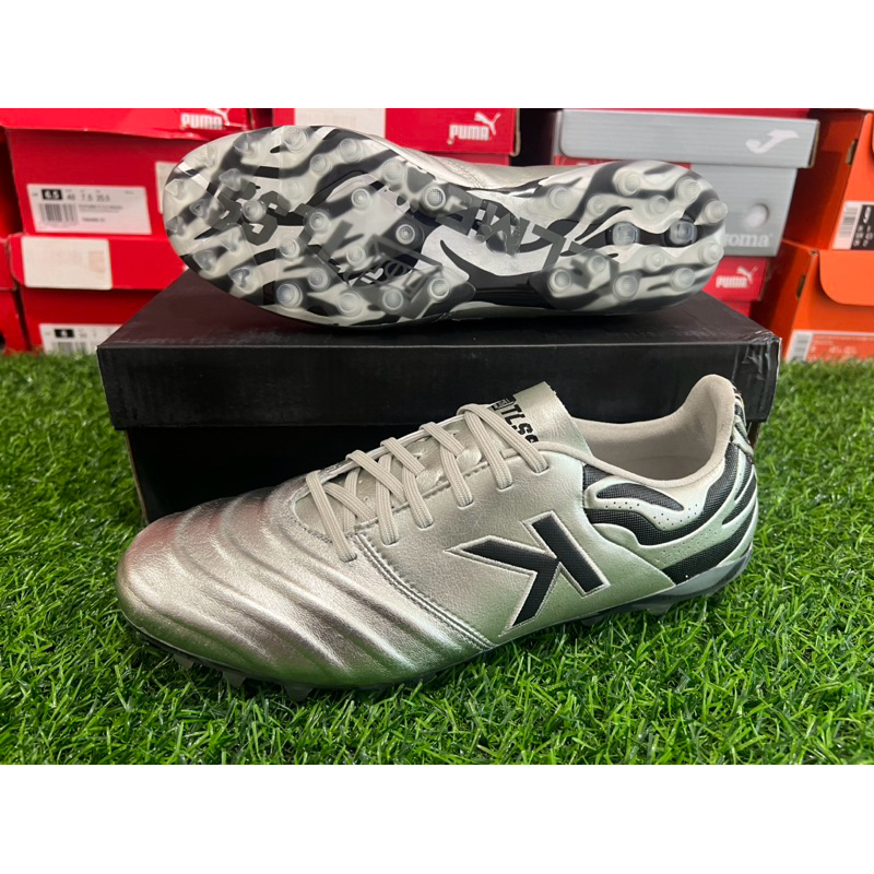 สตั๊ด รองเท้าฟุตบอล Kelme X TLSS MG ตัวท๊อป หนังจิงโจ้ | Shopee Thailand