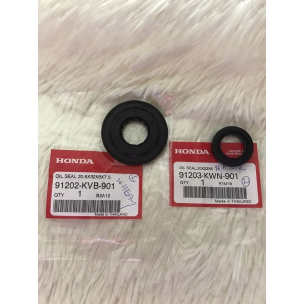 ซีลข้อเหวี่ยงซ้าย+ซีลเฟืองท้าย แท้ศูนย์ Scoopy-i ปี2010-2015 CLICK ...