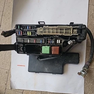 ซื้อ Toyota กล่องฟิวส์รถยนต์ เลยบน Shopee | มิ.ย. 2025