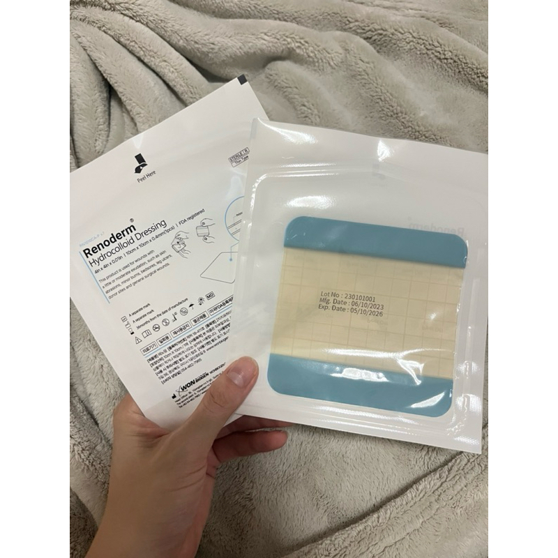 แผ่นแปะสิวขนาดใหญ่ Renoderm hydrocolloid derssing 10x10 cm แผ่นแปะแผลกด ...