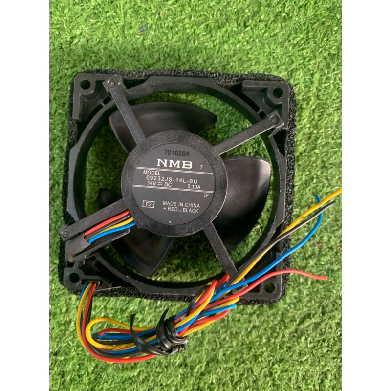 พัดลมตู้เย็นโตชิบา14V 4สาย,พัดลมช่องฟรีชตู้เย็น Toshiba fan motor NMB ...