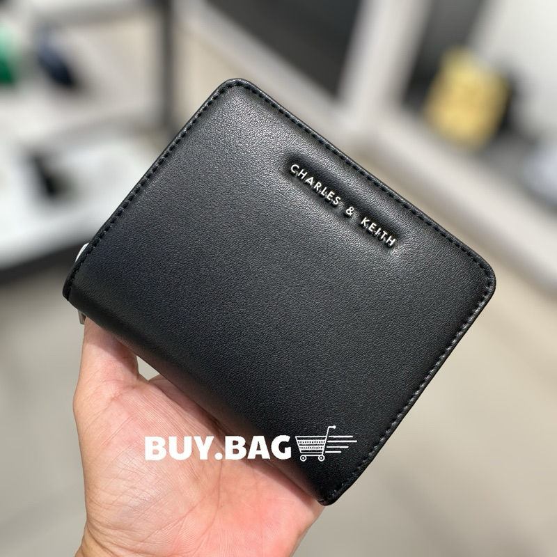 CHARLES & KEITH : มีโค้ดลด30% CK6-10770621 รุ่น ZIPPED SMALL WALLET ...