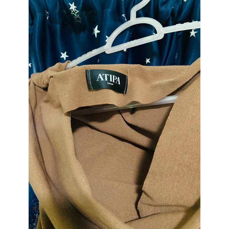 เสื้อปาดไหล่/เสื้อยืดแบรนด์Atipa | Shopee Thailand