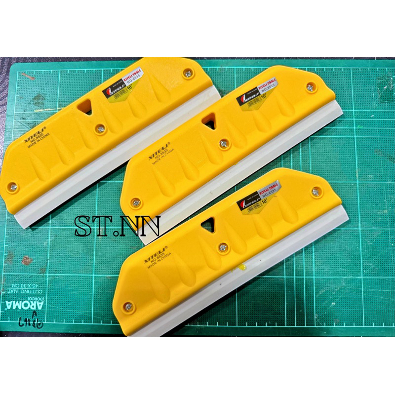 ยางรีดสติ๊กเกอร์,ฟิมล์กระจกขนาด20cm,25cm,30cm.พร้อมส่ง | Shopee Thailand