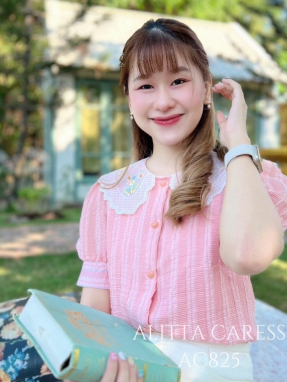 ALITTA CARESS AC825 เสื้อชมพูสุดน่ารัก ปกแต่งงานปักดอกไม้สวยมาก งานปัก ...