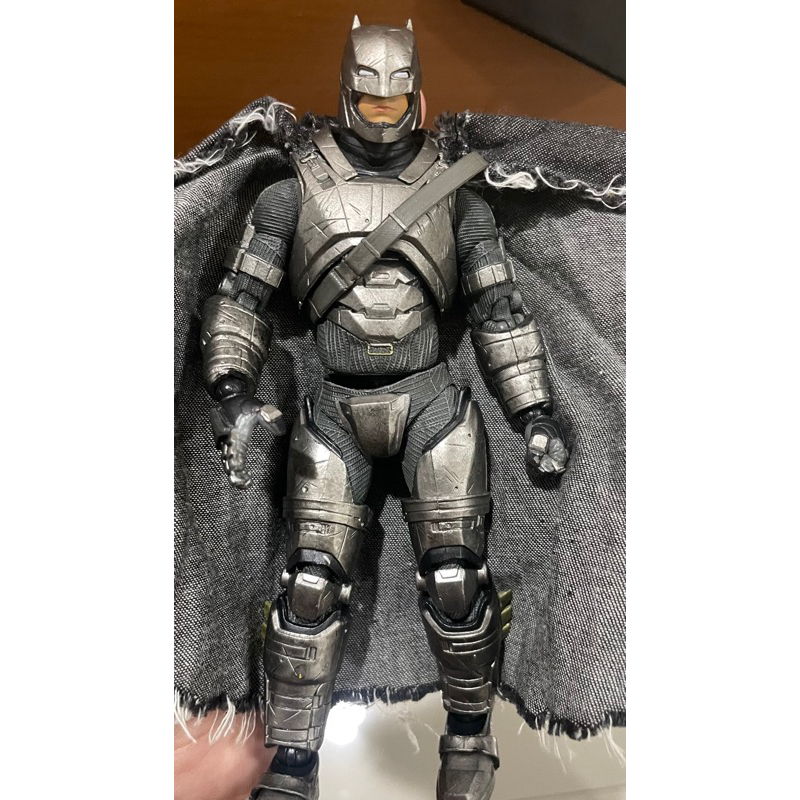 Mafex no.023 Armored Batman batman vs superman medicom action figure 1/ ...