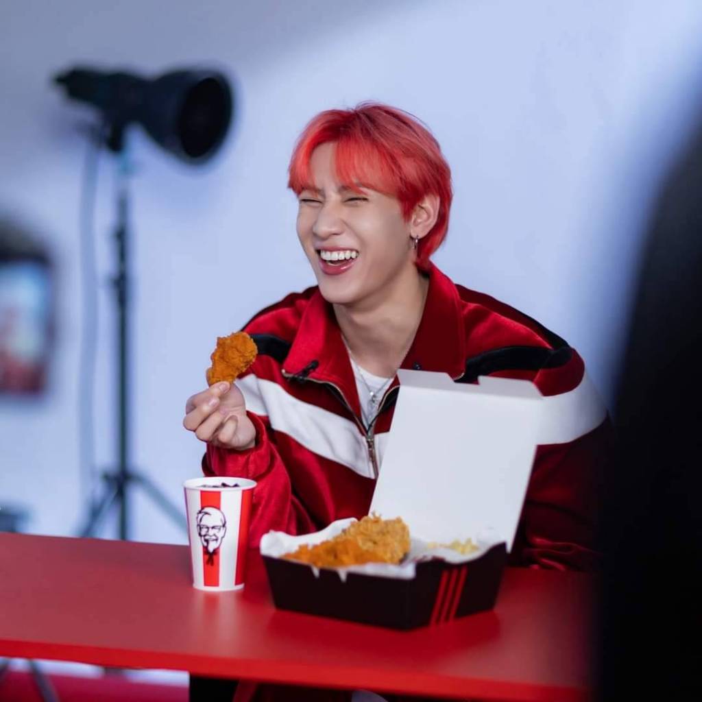 KFC x Bambam Photo Card แท้100% พร้อมส่ง | Shopee Thailand