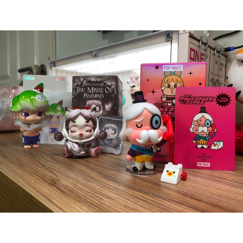 พร้อมส่ง POP MART Dimoo Skullpanda Crybaby แกะตัวนอนตู้ รับประกันของแท้ ...