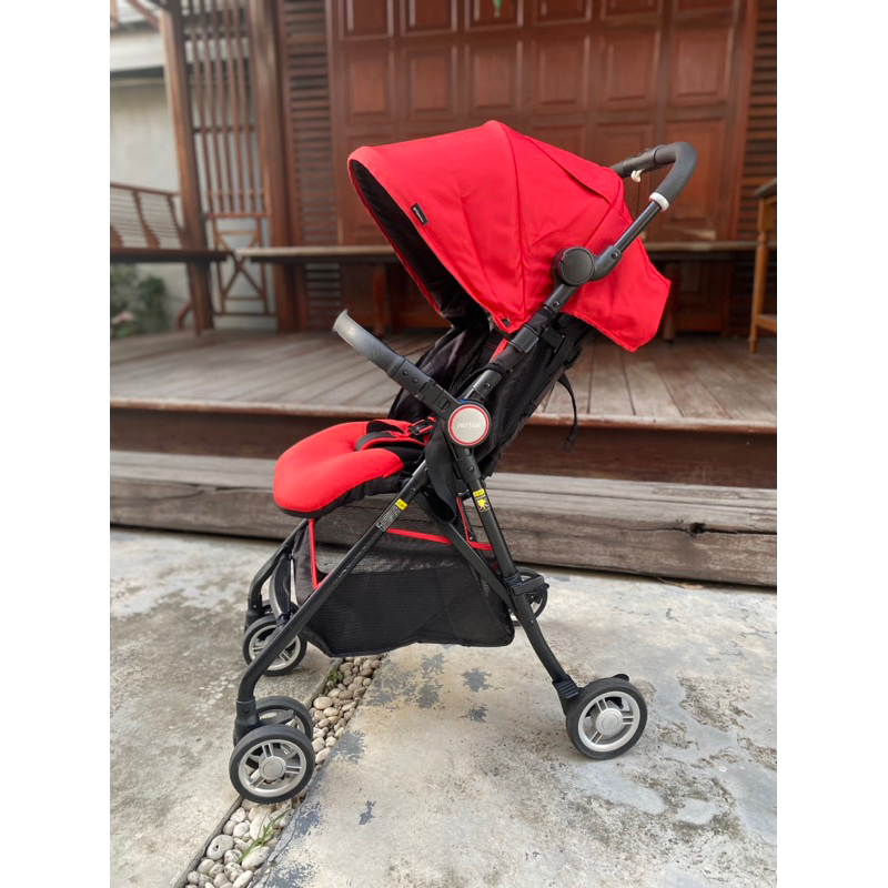 (มือ2) รถเข็น Pigeon pattan สีแดง พับเล็ก ขึ้นเครื่องได้ | Shopee Thailand
