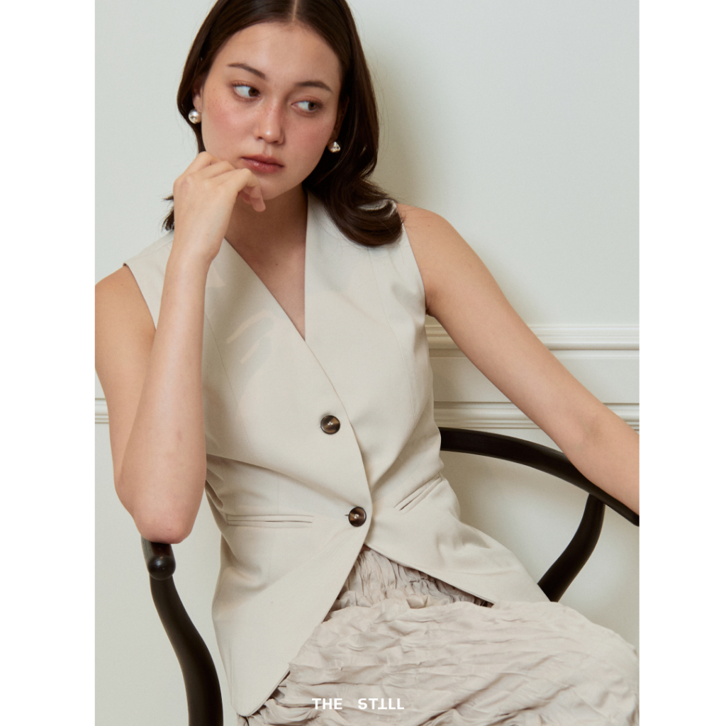 The Still - 009 - Florence's Sculpted vest : เสื้อกั๊กสูทตัวยาวพร้อมดี ...