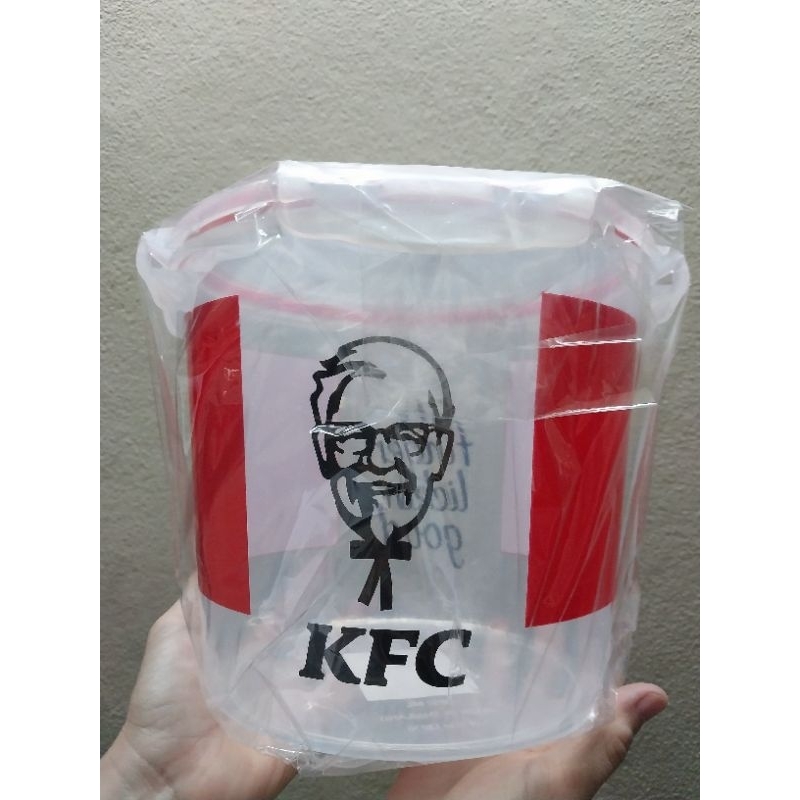 KFC Bucket Ware ถัง KFC ดีไซน์พิเศษจากรูปทรงบักเก็ตไก่ทอดสุดคลาสิคที่ ...