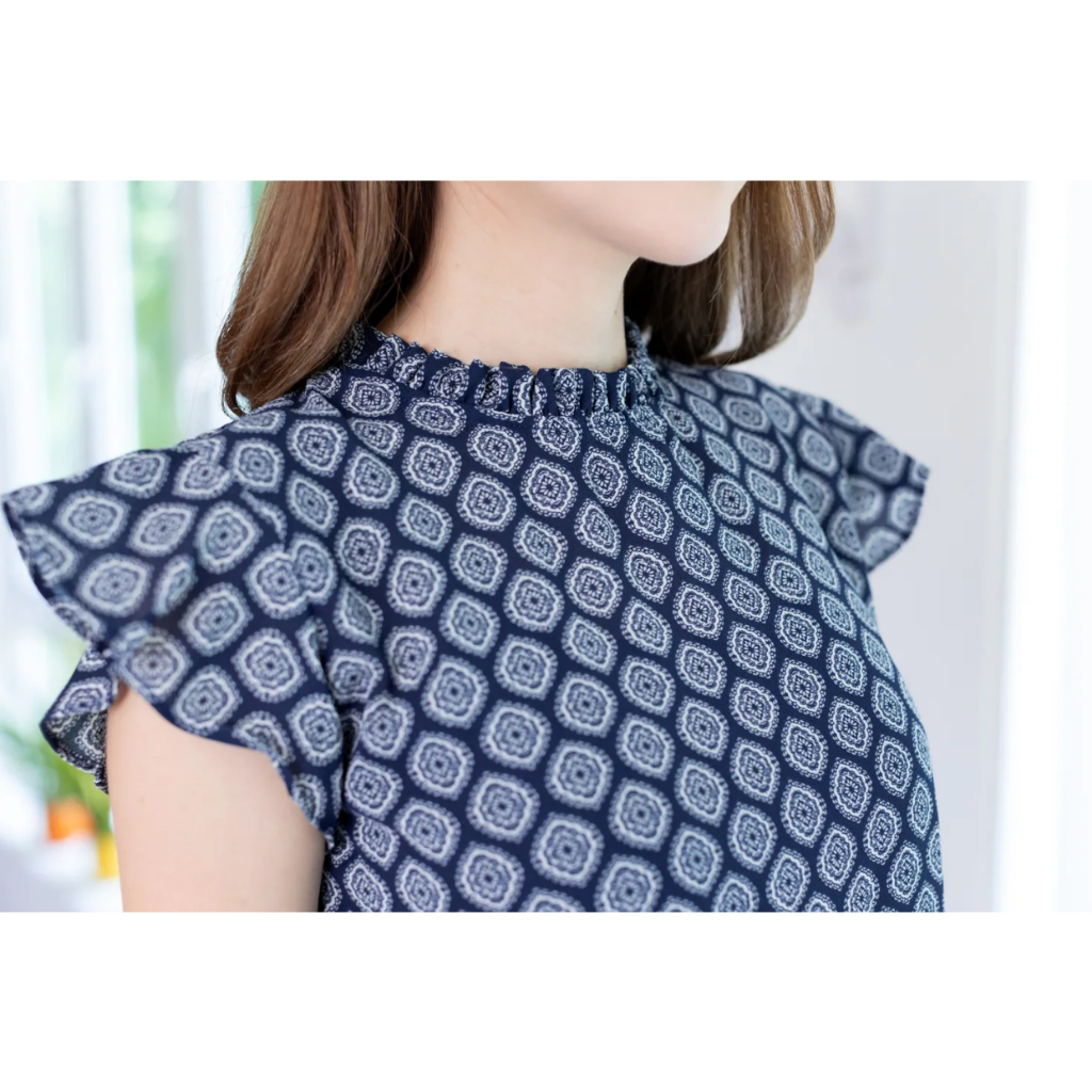 RE ️Narinari : MT2711 Ruff Collar Frill Sleeve Blouse เสื้อแขนกุดแต่ง ...