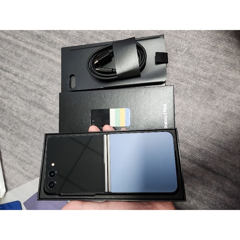 SAMSUNG GALAXY Z Flip5 512GB สี BLUE | Shopee Thailand