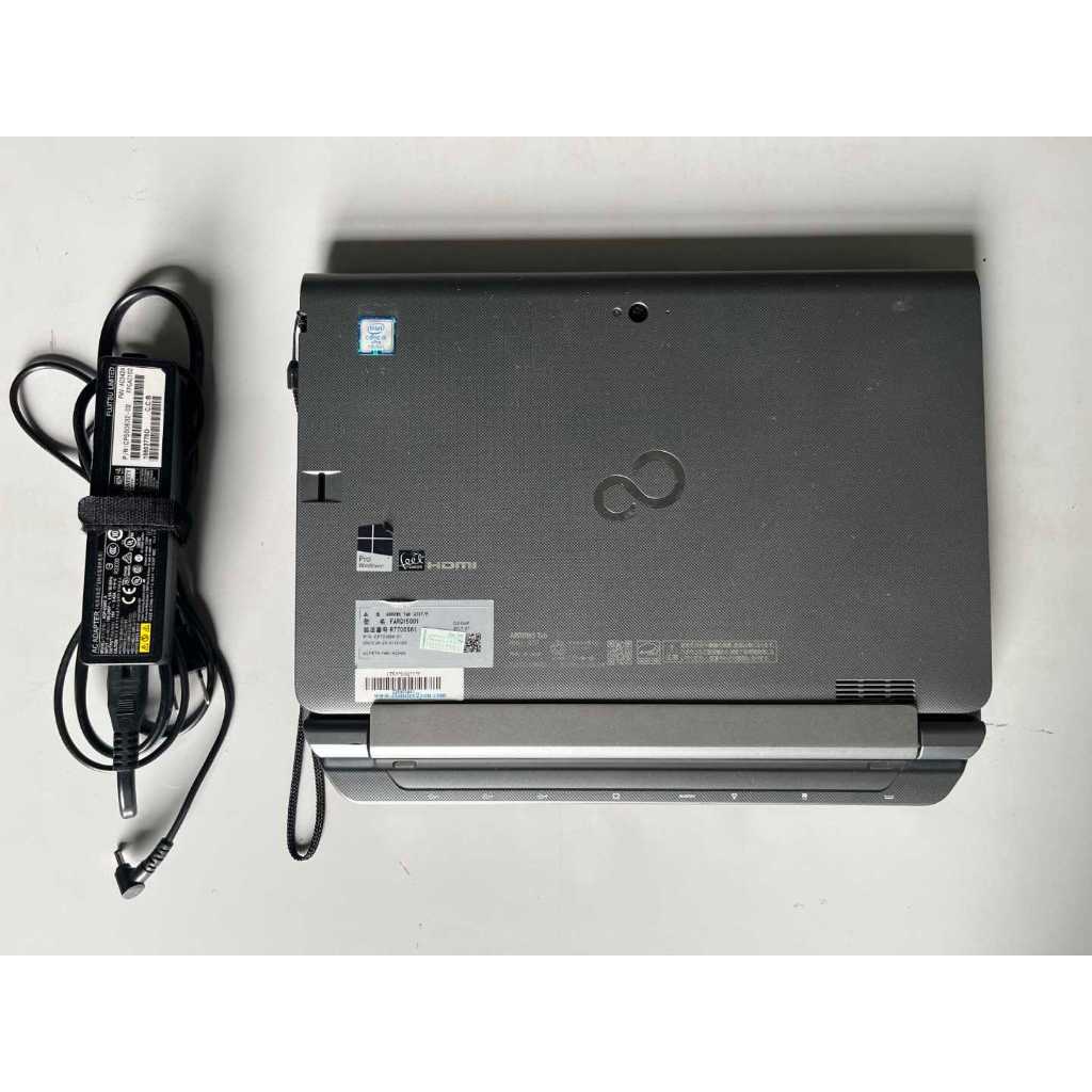 โน๊ตบุ๊ค แท็บเล็ต Fujitsu Stylistic Q737/P Core i5-7300U /RAM 4GB /SSD ...