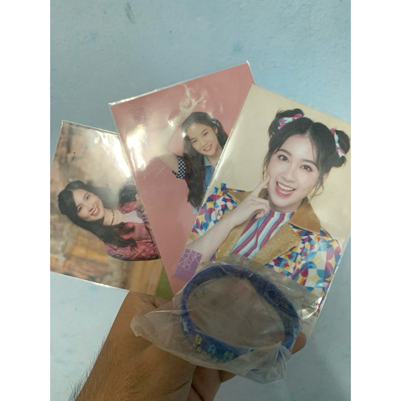 รูป BAMBOO BNK พร้อม ริสแบนด์ แถมรูป ซัทจัง 1 รูป | Shopee Thailand
