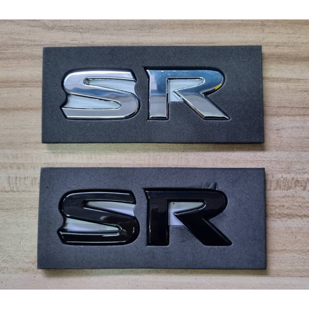 โลโก้ตัวอักษร เอสอาร์ ติดท้าย นิสสัน เซนทรา ปี 2017 - 2020 Nissan ...