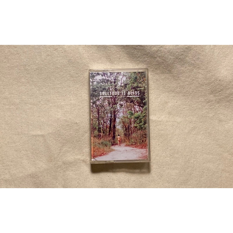 เทป solitude is bliss อัลบั้ม ep montage ไม่ซีล | Shopee Thailand