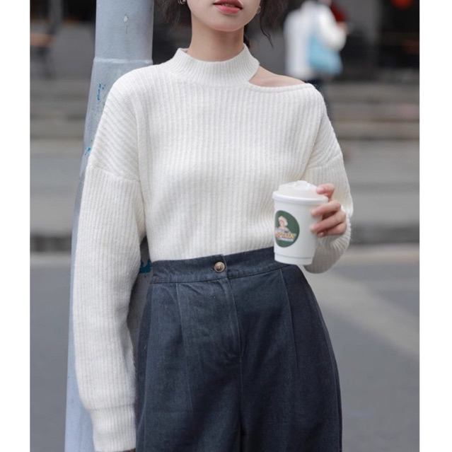 (pre-order) Sweater with eye-catching design | Shopee Thailand