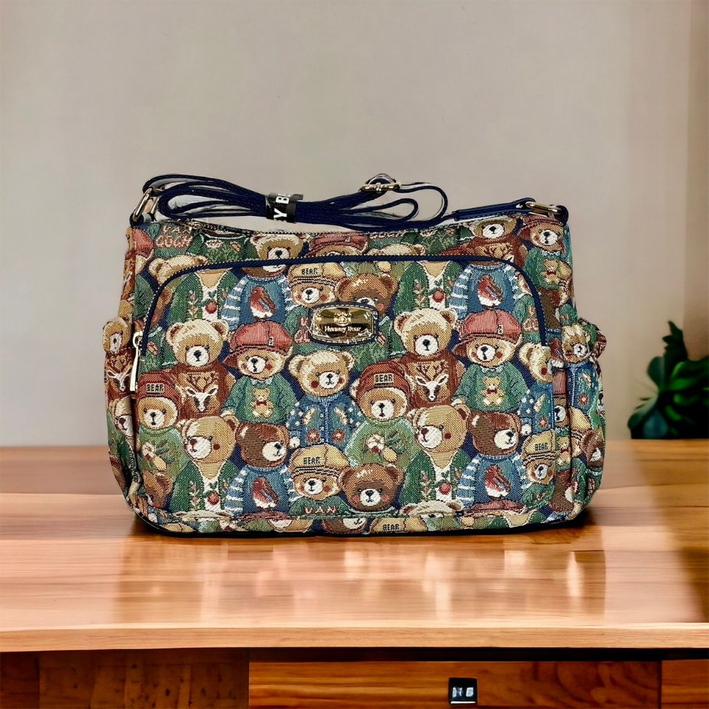 Henneybear-H1165 รุ่น AMONA ลาย Greenbear กระเป๋าสะพายข้าง กระเป๋าถือ มาพร้อมสายสปอร์ตสุดพรีเมี่ ...
