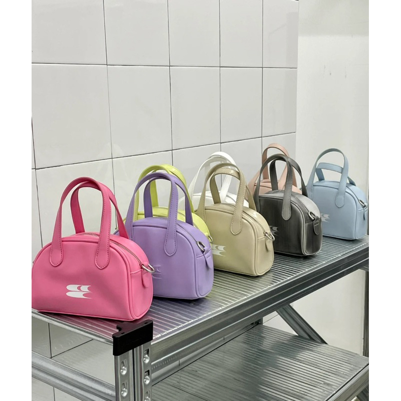 พรีออเดอร์ Crying center รุ่น future series logo mini bad | Shopee Thailand