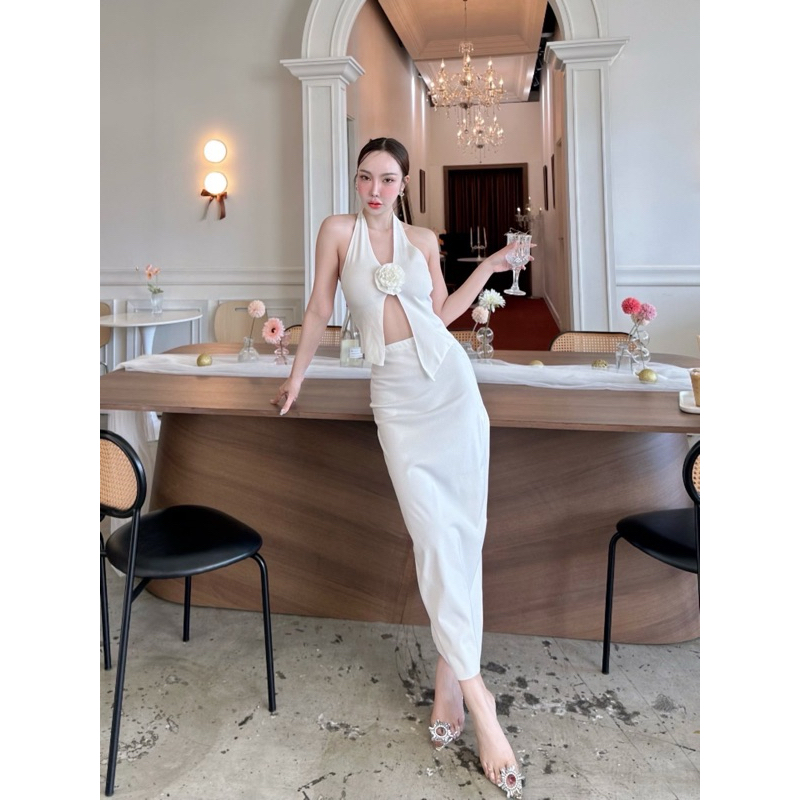 poshie(1229) peipi set ชุดเซ็ท2ชิ้น เสื้อแต่งกุหลาบที่อกและกระโปรงยาว ...