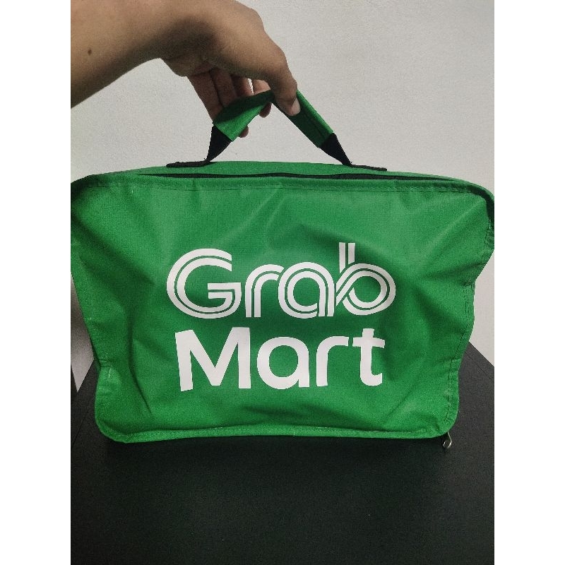 กระเป๋า Grab Mart มือ1 มีล้อลาก | Shopee Thailand