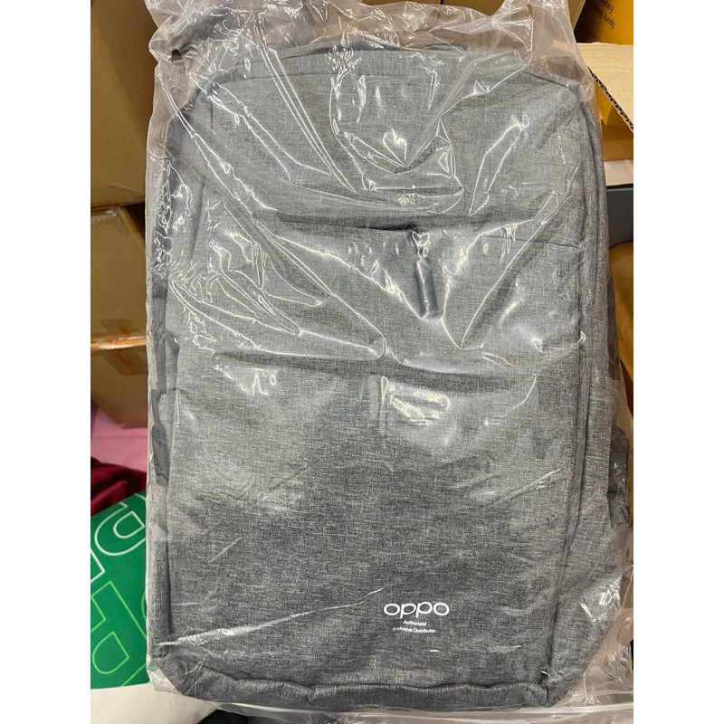 กระเป๋าเป้ Oppo สีเทา เนื้อผ้าหนา ทรงสวย กันน้ำ | Shopee Thailand