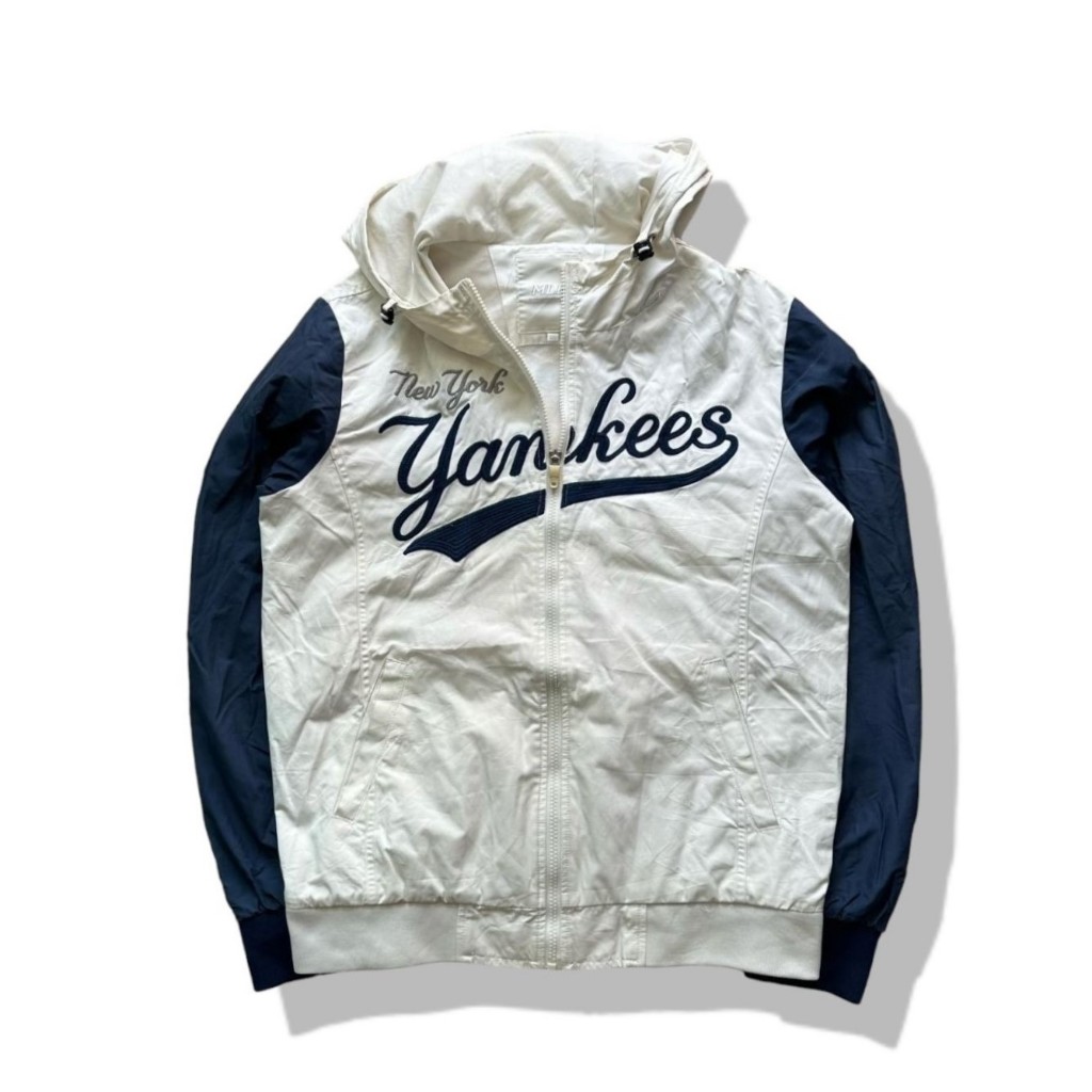 MLB New York Yankees Hooded Jacket รอบอก 44” | Shopee Thailand
