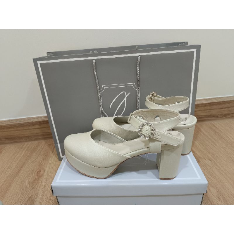 รองเท้า Farrent Farrent size 41(รองเท้าเจ้าสาว) | Shopee Thailand