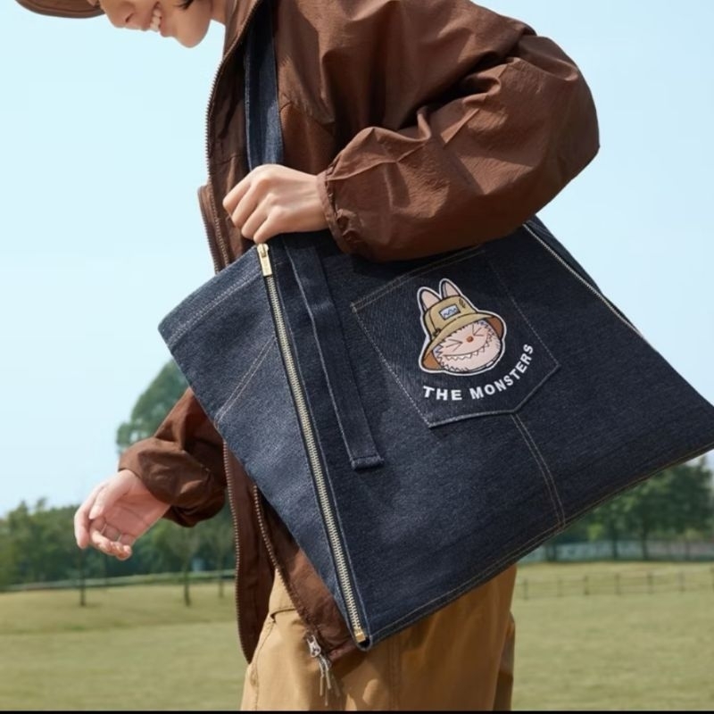 *พร้อมส่งด่วนไทย* กระเป๋าdenim labubu 2in1 กระเป๋ายีนส์/ผ้ากันเปื้อนเดน ...