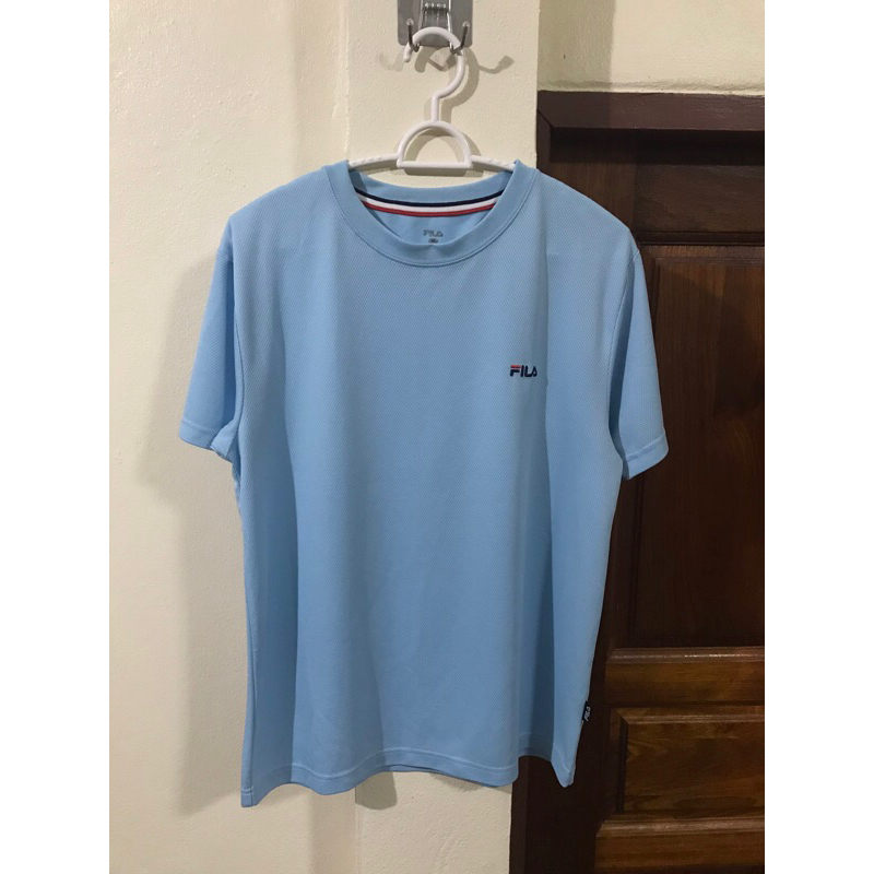 ส่งต่องานมือ2 เสื้อกีฬาสีฟ้าสวยๆเลย แบรนด์FILA | Shopee Thailand