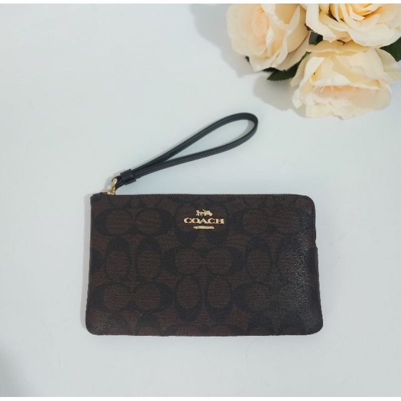 Coach LARGE CORNER ZIP WRISTLET รหัส/รุ่น : 6648 | Shopee Thailand